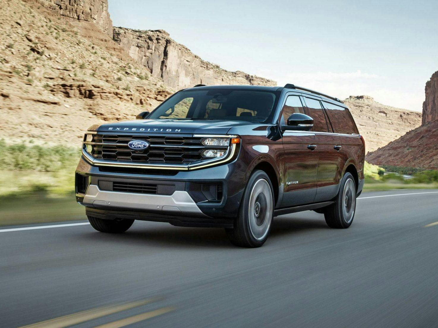 Best Full-Size SUVs of 2025 & 2026 | CARFAX