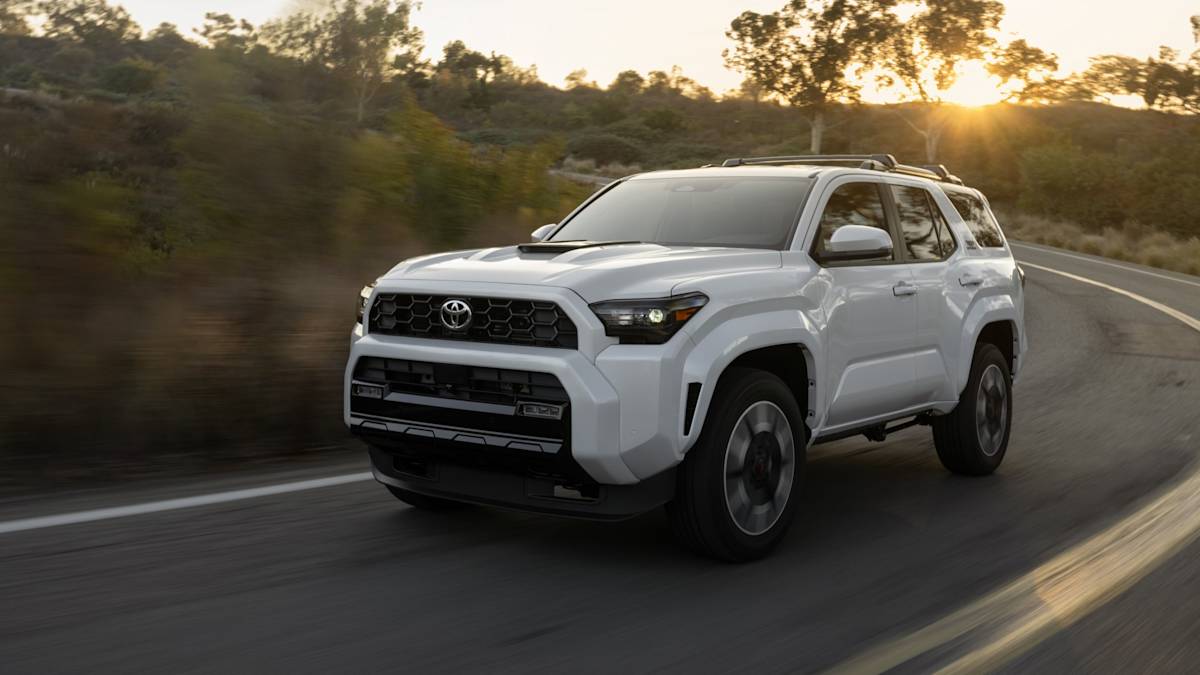 Best Midsize SUVs in 2026 | CARFAX