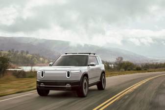 360° Car Cameras: A Must-Have Feature | CARFAX