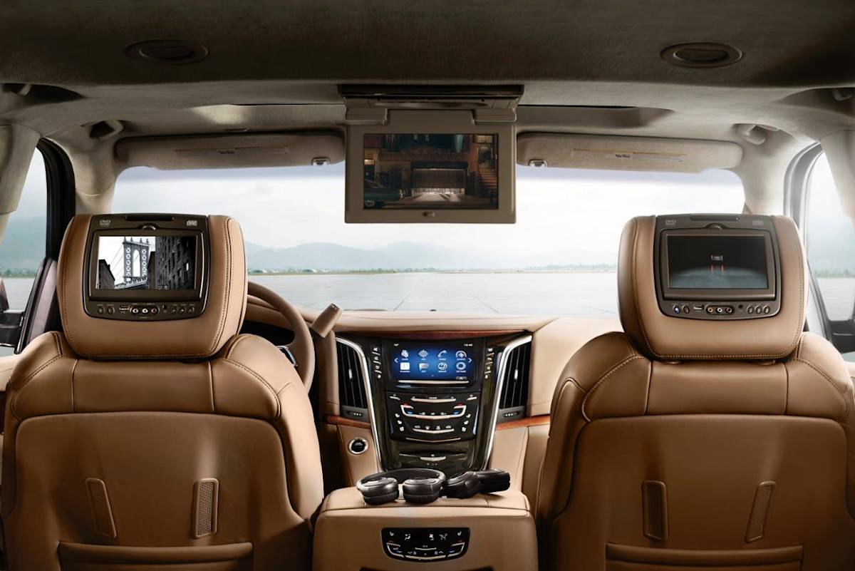 Built-In Car Entertainment Systems: Are They Worth the Money? | CARFAX