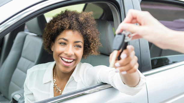 11 Tips for Buying Your First Car | CARFAX