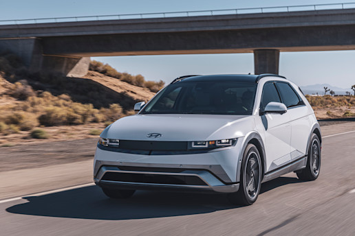 15 Best Electric SUVs in 2025 | CARFAX