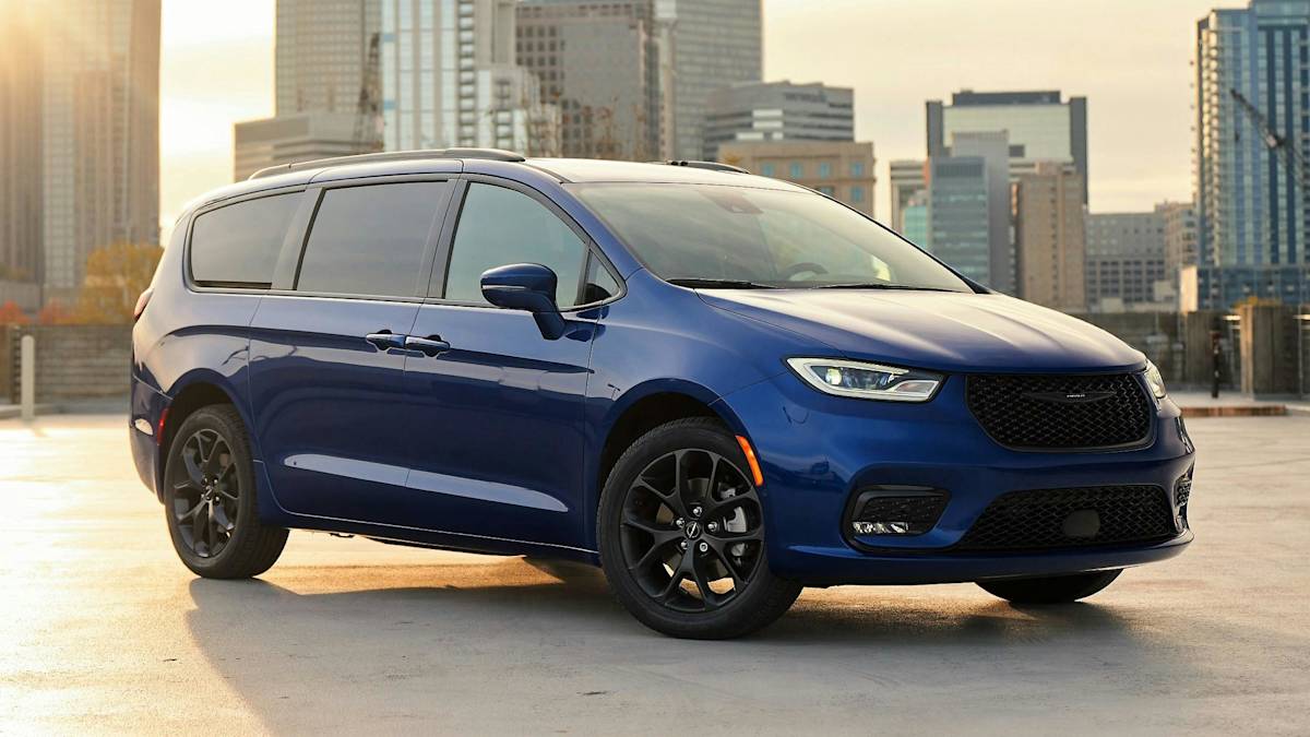 Best Chrysler Deals (Lease & Financing) in June 2026 | CARFAX