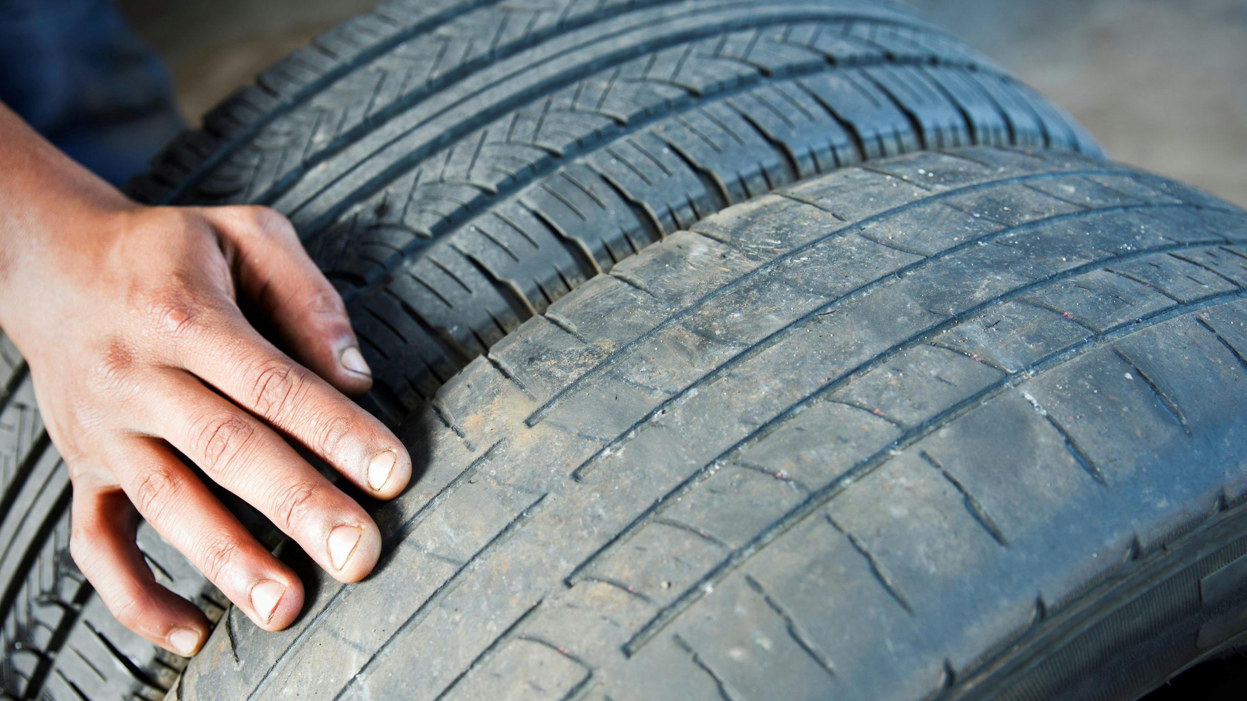 When to Replace Your Tires | CARFAX
