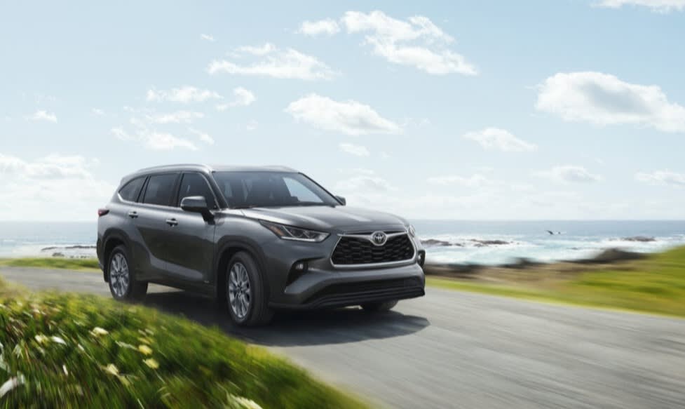 Best Road Trip Cars & SUVs in 2026 | CARFAX
