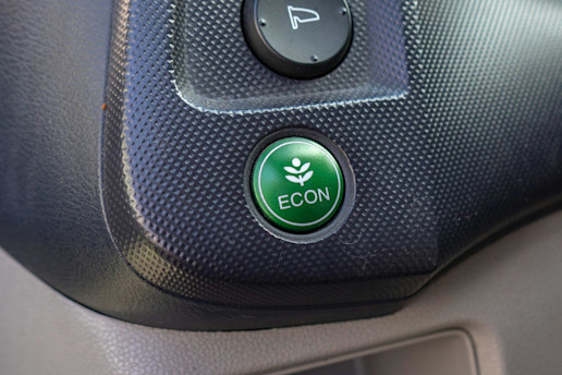 What Does Eco Mode Mean in a Car? | CARFAX