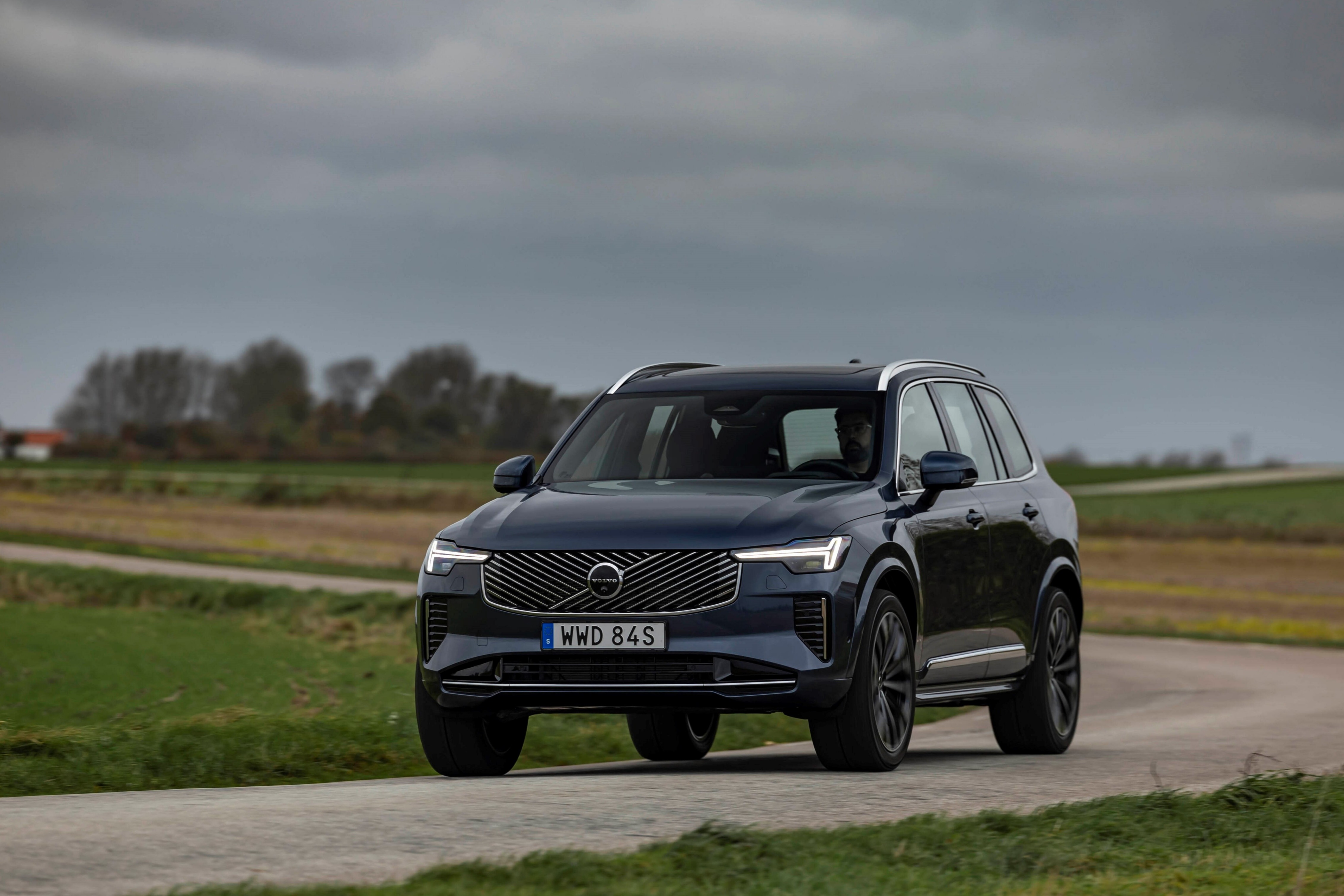 Best 3-Row Luxury SUVs in 2025