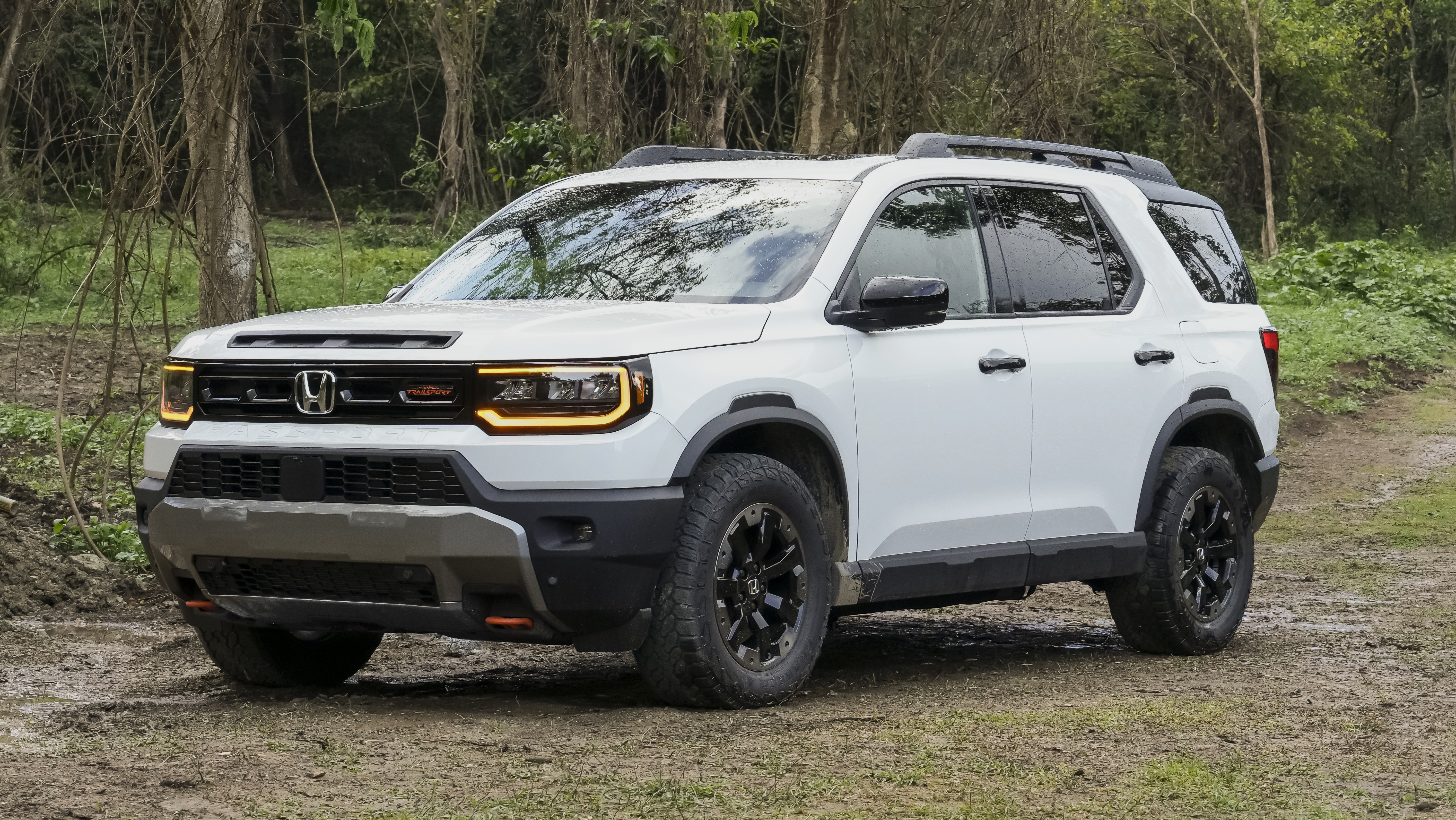 14 Best Square Cars & Boxy SUVs in 2026 | CARFAX
