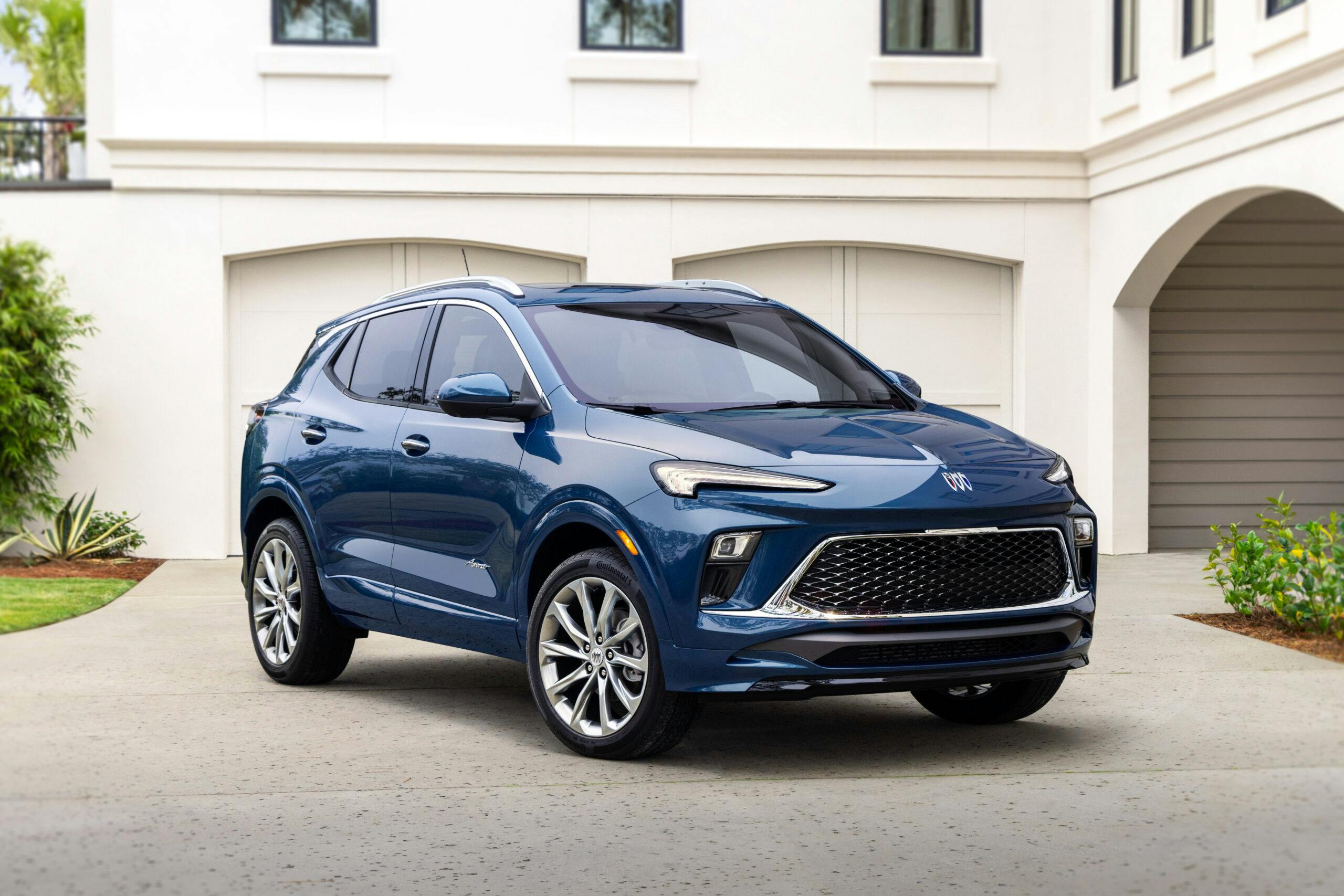 10 Shortest SUVs of 2025 & 2026 | CARFAX