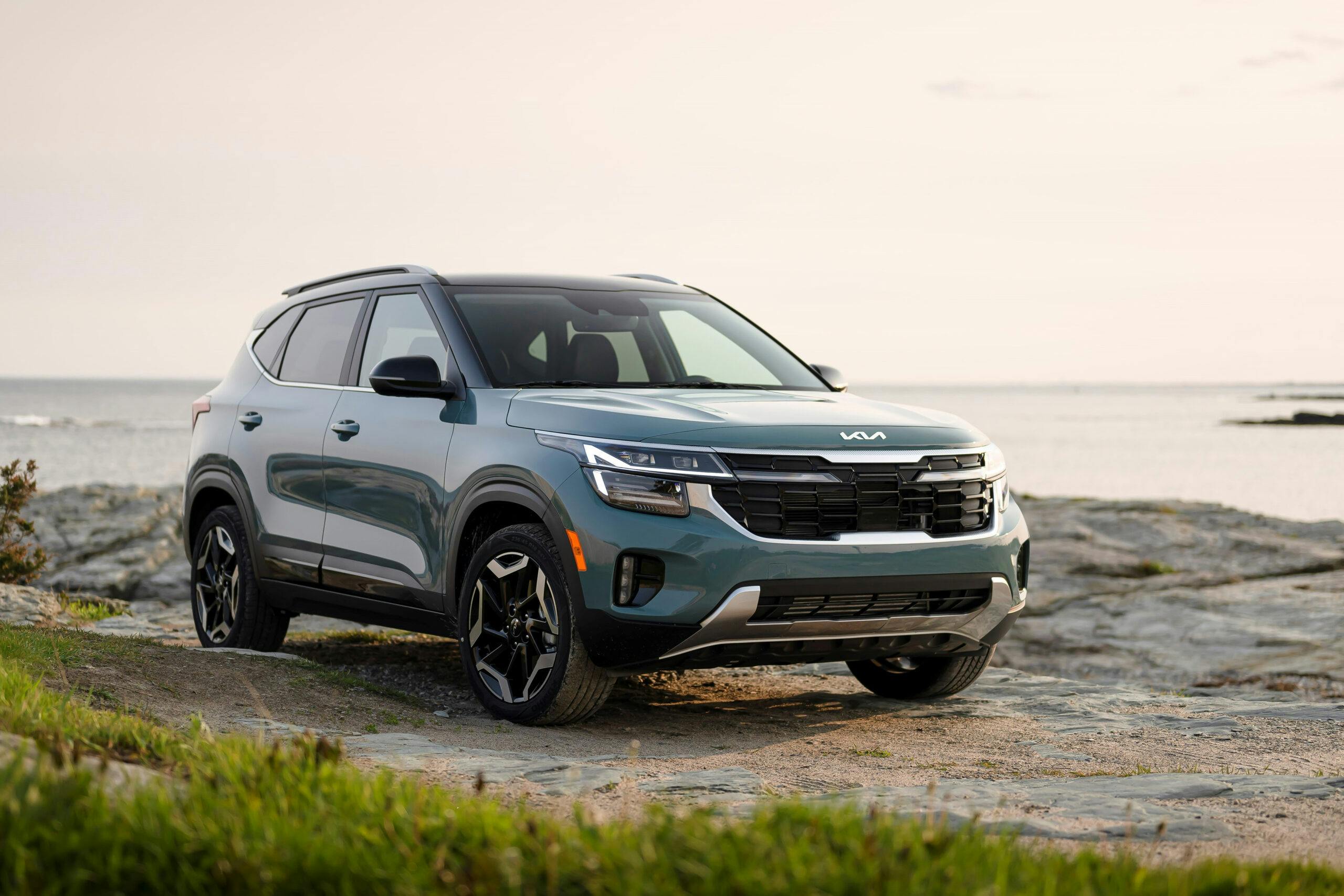 10 Shortest SUVs of 2025 & 2026 | CARFAX