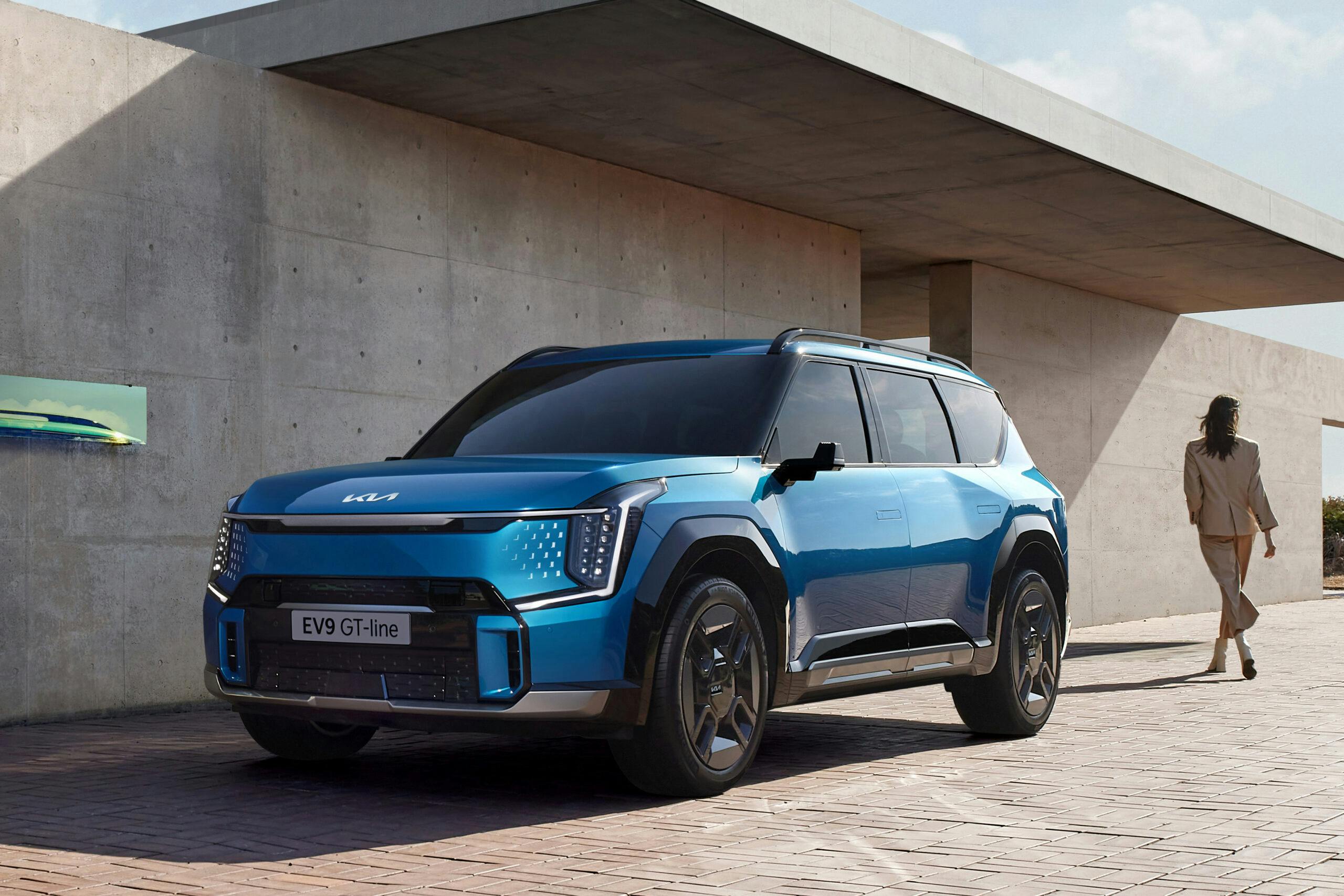 Best Electric Midsize SUVs in 2026 | CARFAX