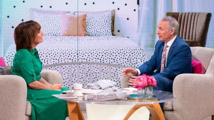 Is a bed of nails the key to helping you sleep better? | Lorraine