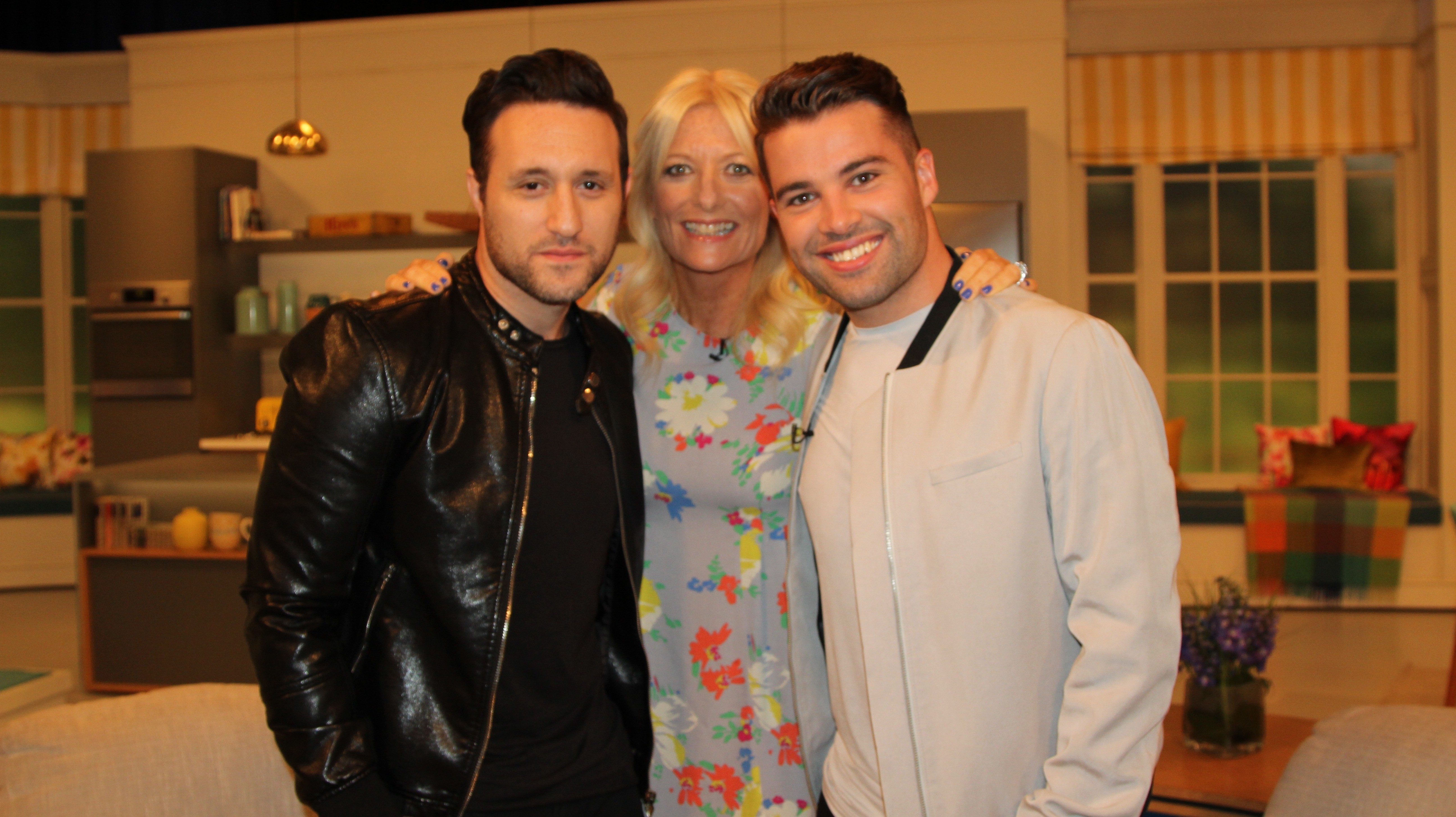 Joe and Antony rock out together | Lorraine