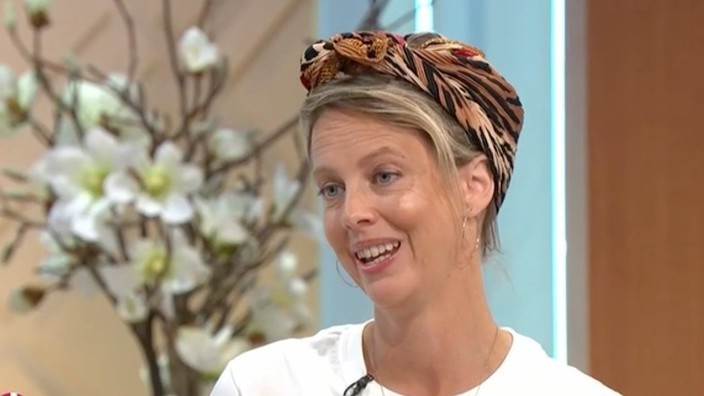 Lorraine's Helen Addis thanks Dr Hilary's breast exam demonstration for ...