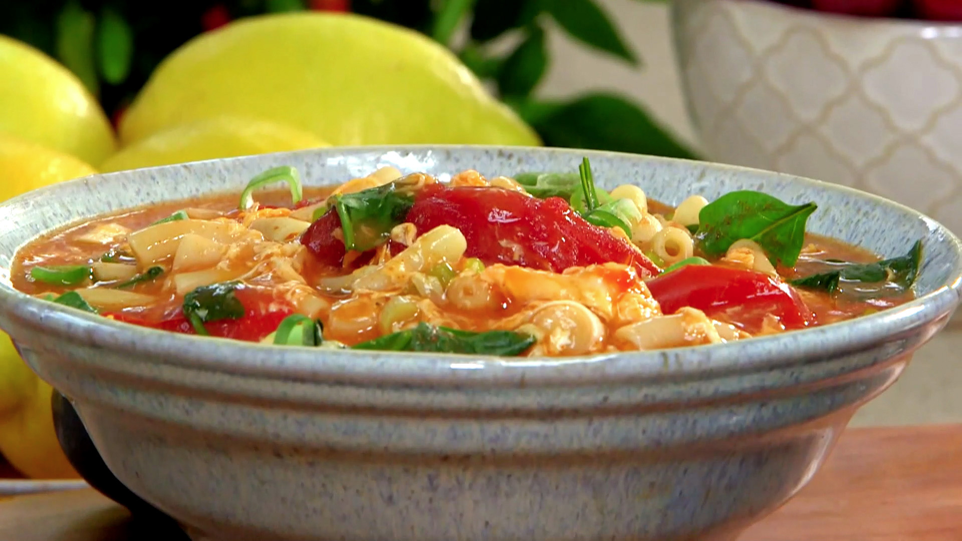 Ching's healthy Cantonese soup | Lorraine
