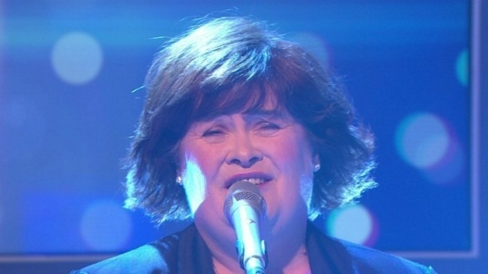 Susan Boyle showcases her Angelic voice | Lorraine