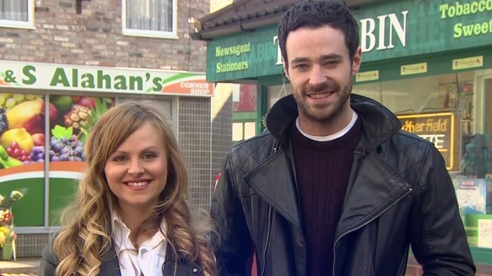 Ups and downs for Corrie's latest lovebirds | Lorraine