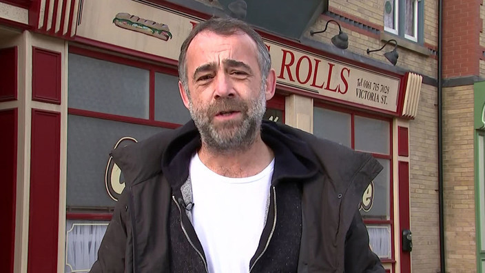 Coronation Street pays tribute to Tony Warren | Lorraine