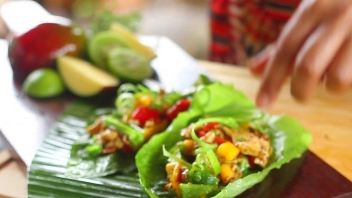 Grilled chicken wraps with honey mustard | Lorraine