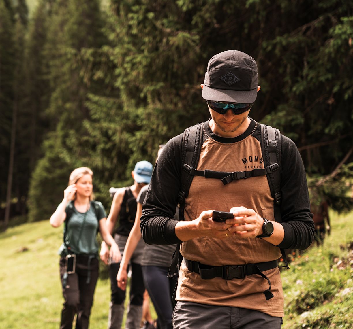 4 Ways to Use Komoot During your Adventure / Adventure Hub