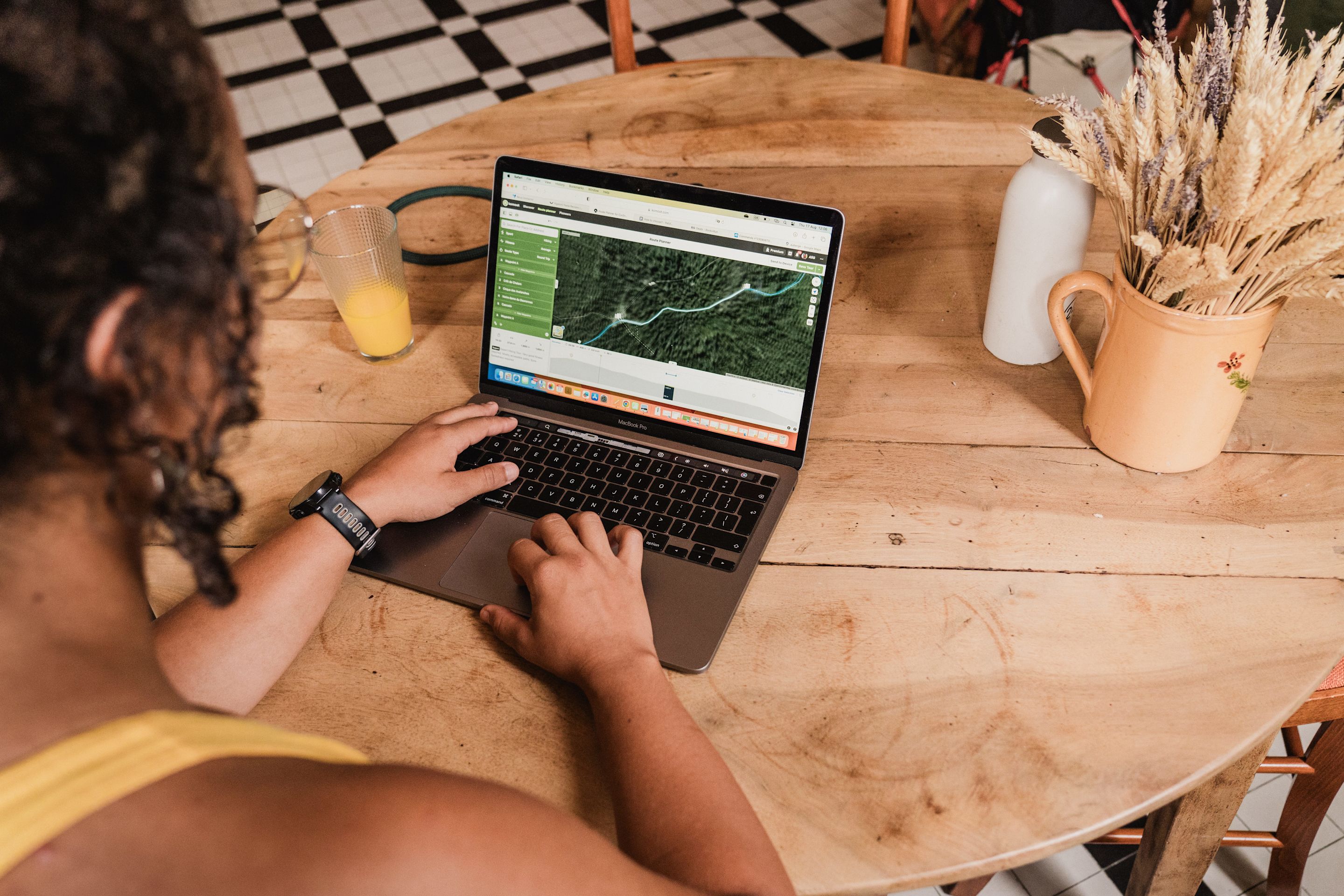 4 Ways You Can Use Komoot’s Map Layers to Plan a Better Route