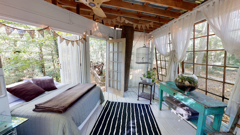Reconnect with mother nature at Airbnb’s most popular treehouse ...