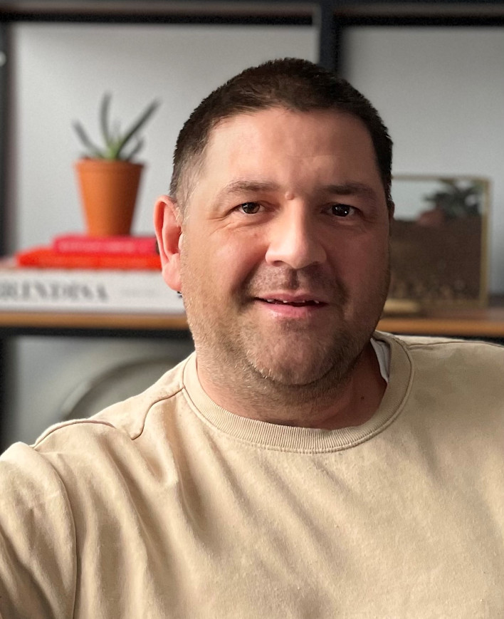 Bringing together the simplicity of ecommerce and the spontaneity of ...