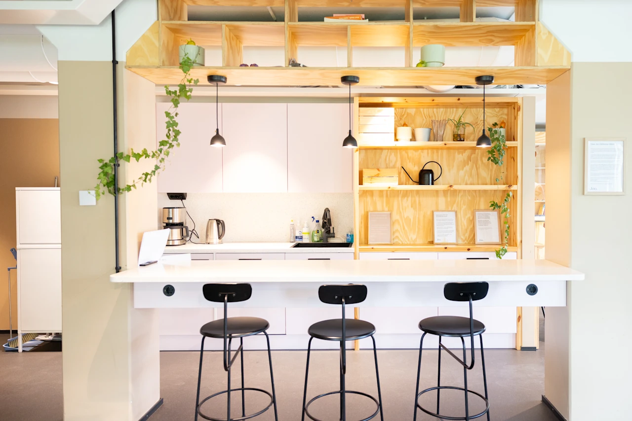 Joo Olohuone - naapureiden kohtaamispaikka - on nyt auki | Joo