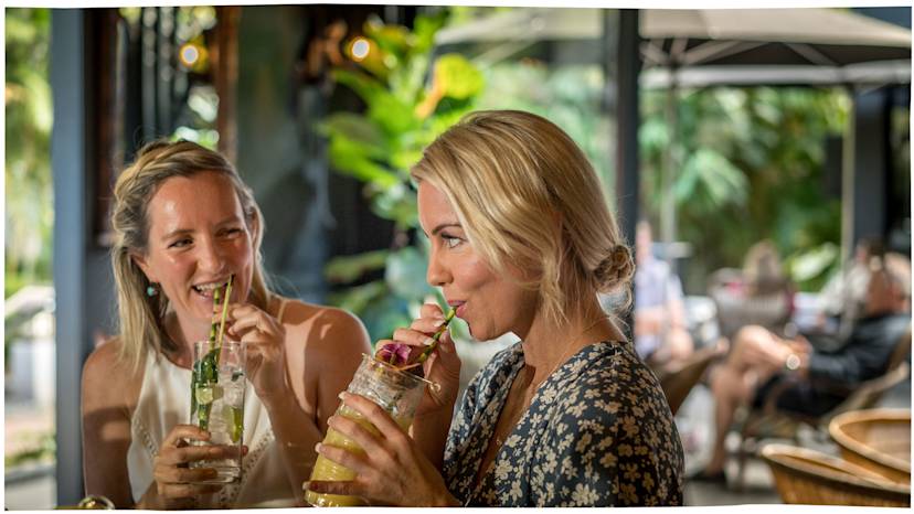 8 of the best outdoor dining restaurants on the Sunshine Coast - Visit ...