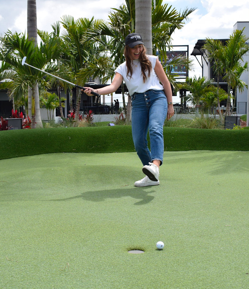 PopStroke Dallas @ The Colony | Eat. Putt. Drink.