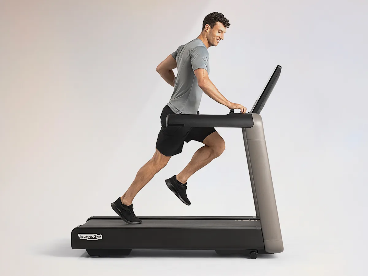 Technogym Excite+ Run: Smart treadmill with screen | Technogym India