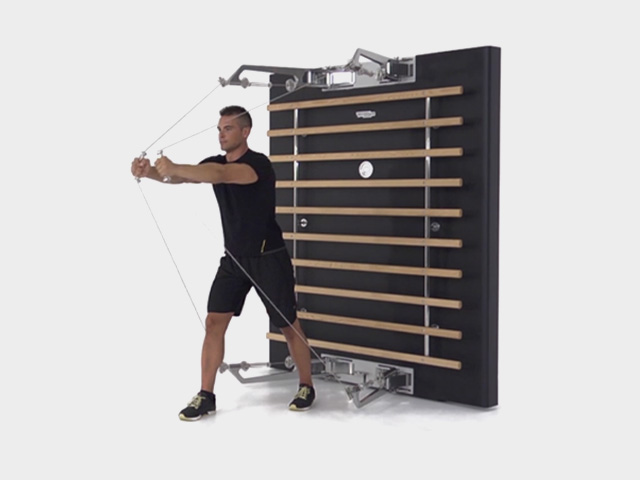 Home workout machine for functional training: Technogym Kinesis ...