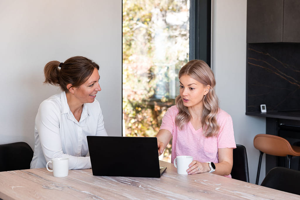 KOTIKUNTOSALI TUO SUJUVUUTTA JANNI HUSSIN ARKEEN | Technogym Finland