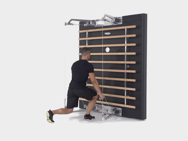 Home workout machine for functional training: Technogym Kinesis ...