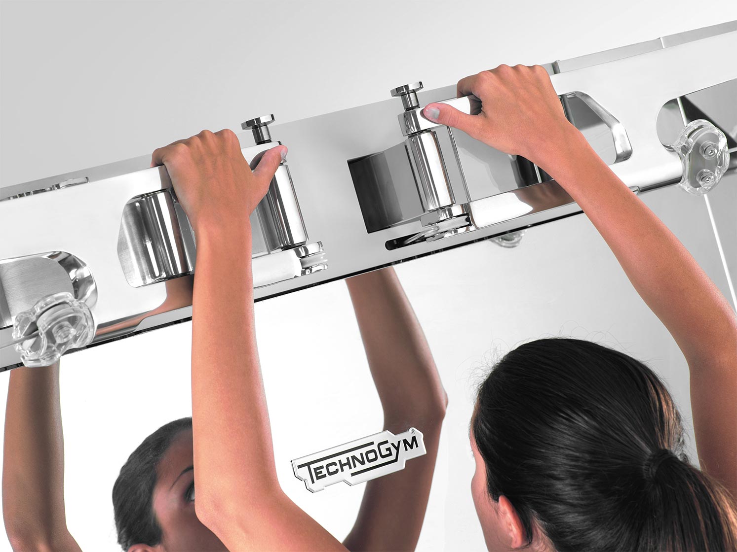 Home workout machine for functional training: Technogym Kinesis ...