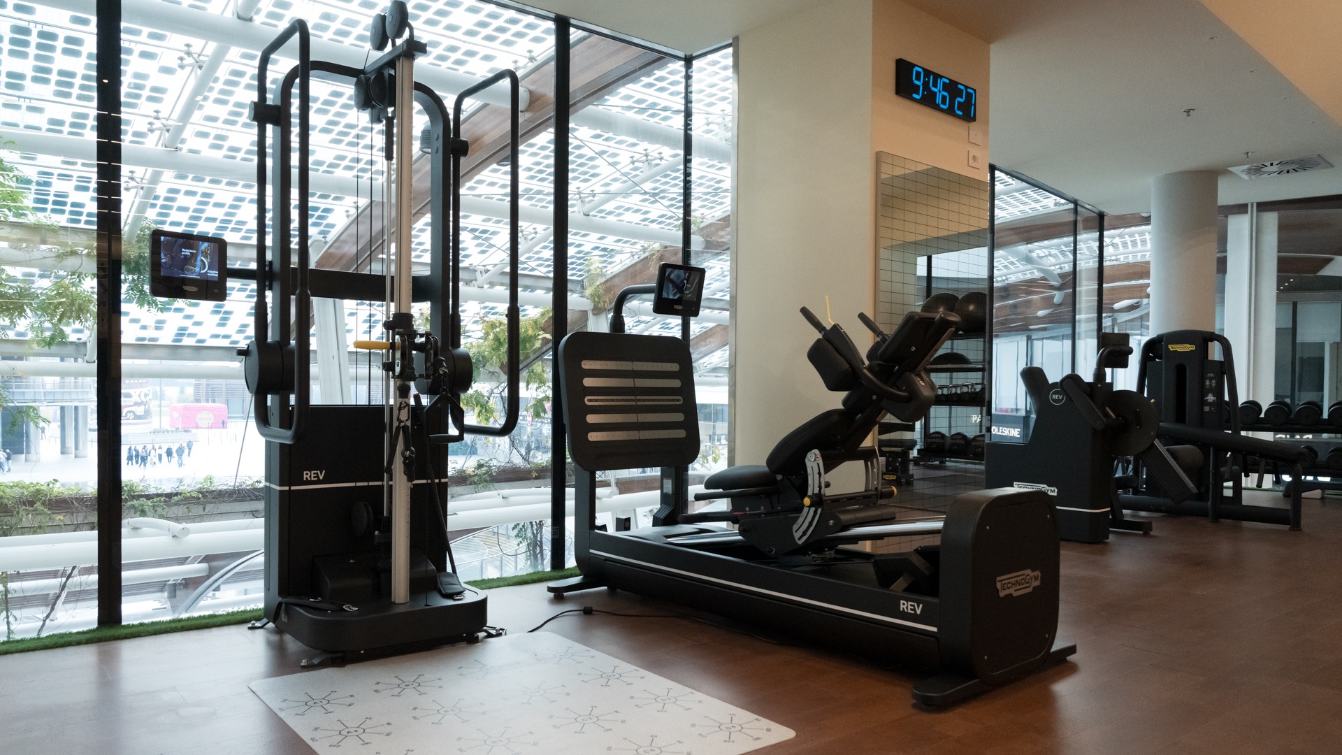 Isokinetic Milano Gae Aulenti: riabilitazione smart con Technogym ...