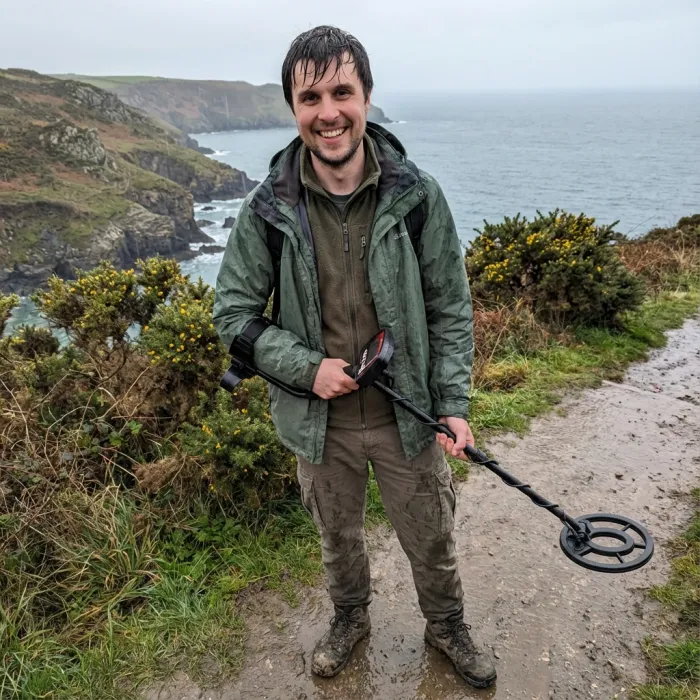 Fisher F11 Metal Detector Review UK | Iron & Dirt