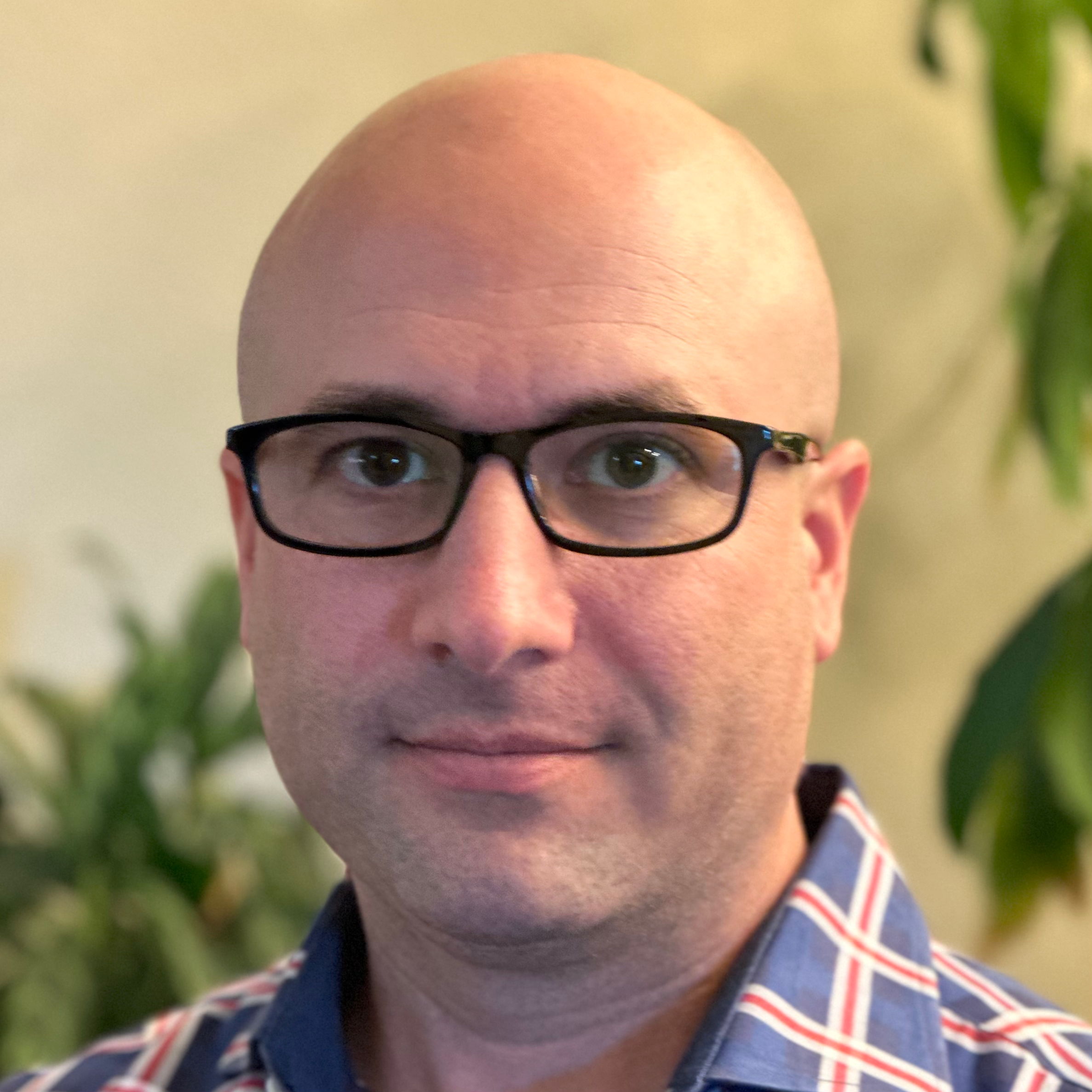 About | PrivacyHawk - Personal Data Protection - Automatically Opt Out ...