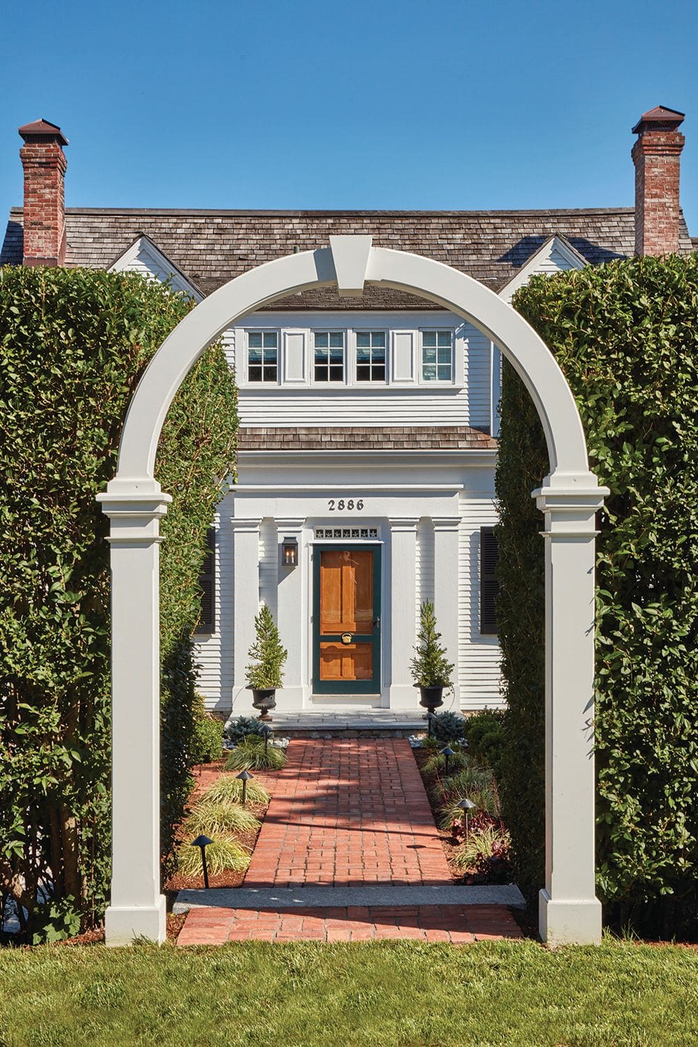 Custom Entry Arbor | Walpole Outdoors