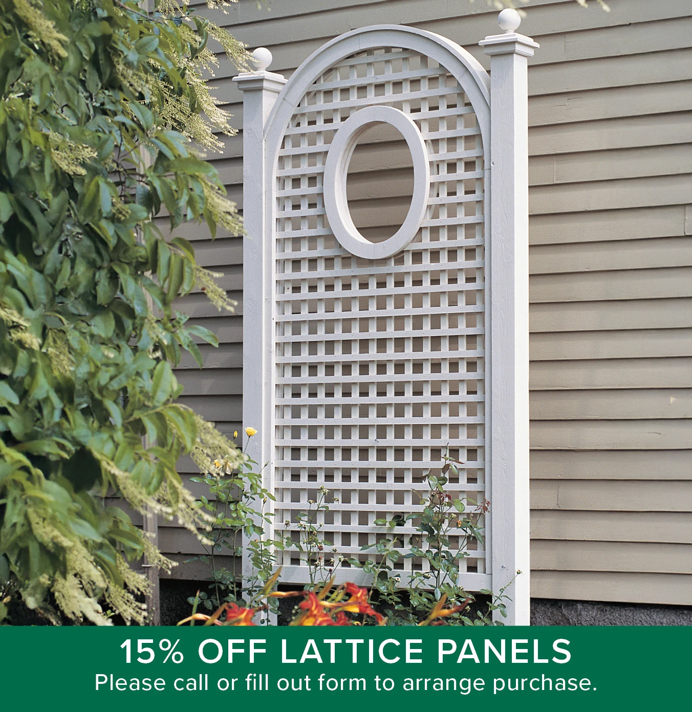 Lattice with Oval Cut-Out | Walpole Outdoors