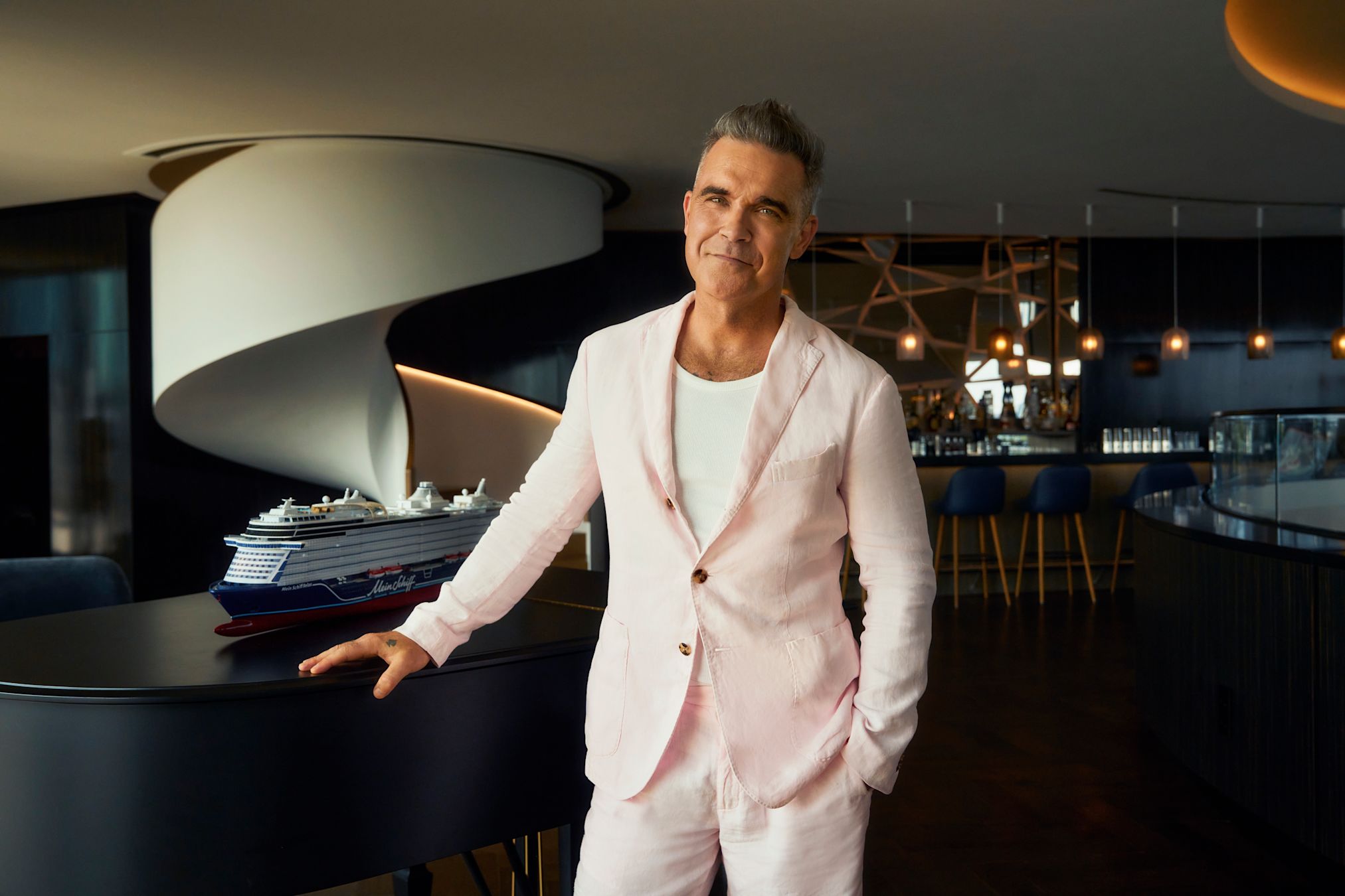 Robbie Williams becomes feel-good ambassador of Mein Schiff Relax (TUI ...