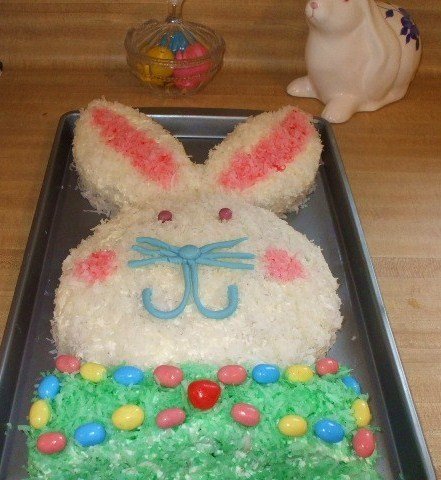 Super-Cute & Easy Easter Bunny Cake Recipe | CafeMom.com