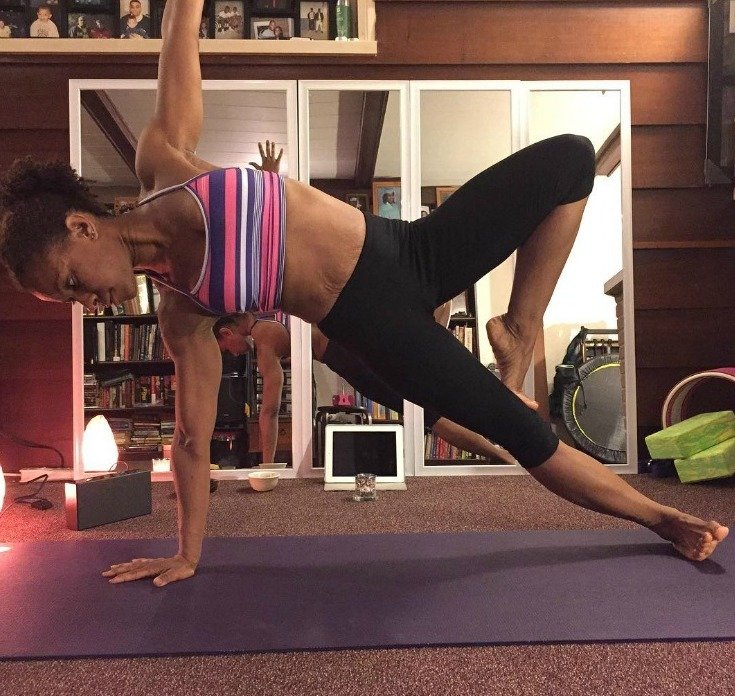 Mom Shares Honest Photo of Her Sagging Postpartum Skin | CafeMom.com