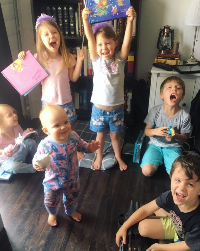 Why Pooping as a Mom Is So Damn Impossible, for Those Who Don't Get It ...