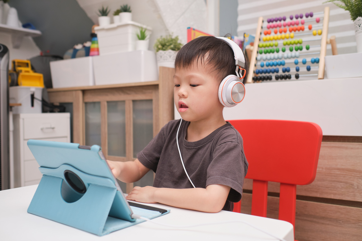 Every Parent Should Try The 30-Day Free Trial Of Noggin | CafeMom.com