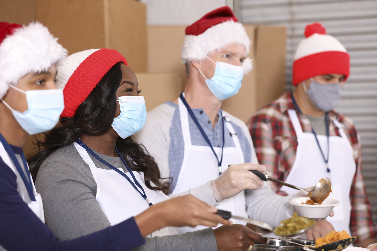 14 Ways To Give Back This December | CafeMom.com