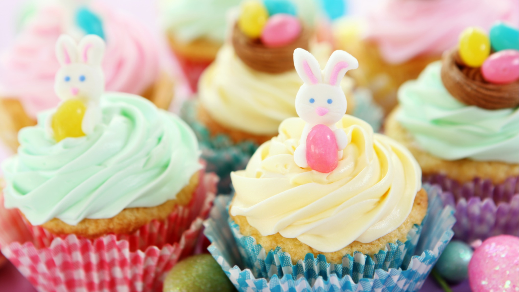 20 Stunning & Sweet Easter Desserts | CafeMom.com