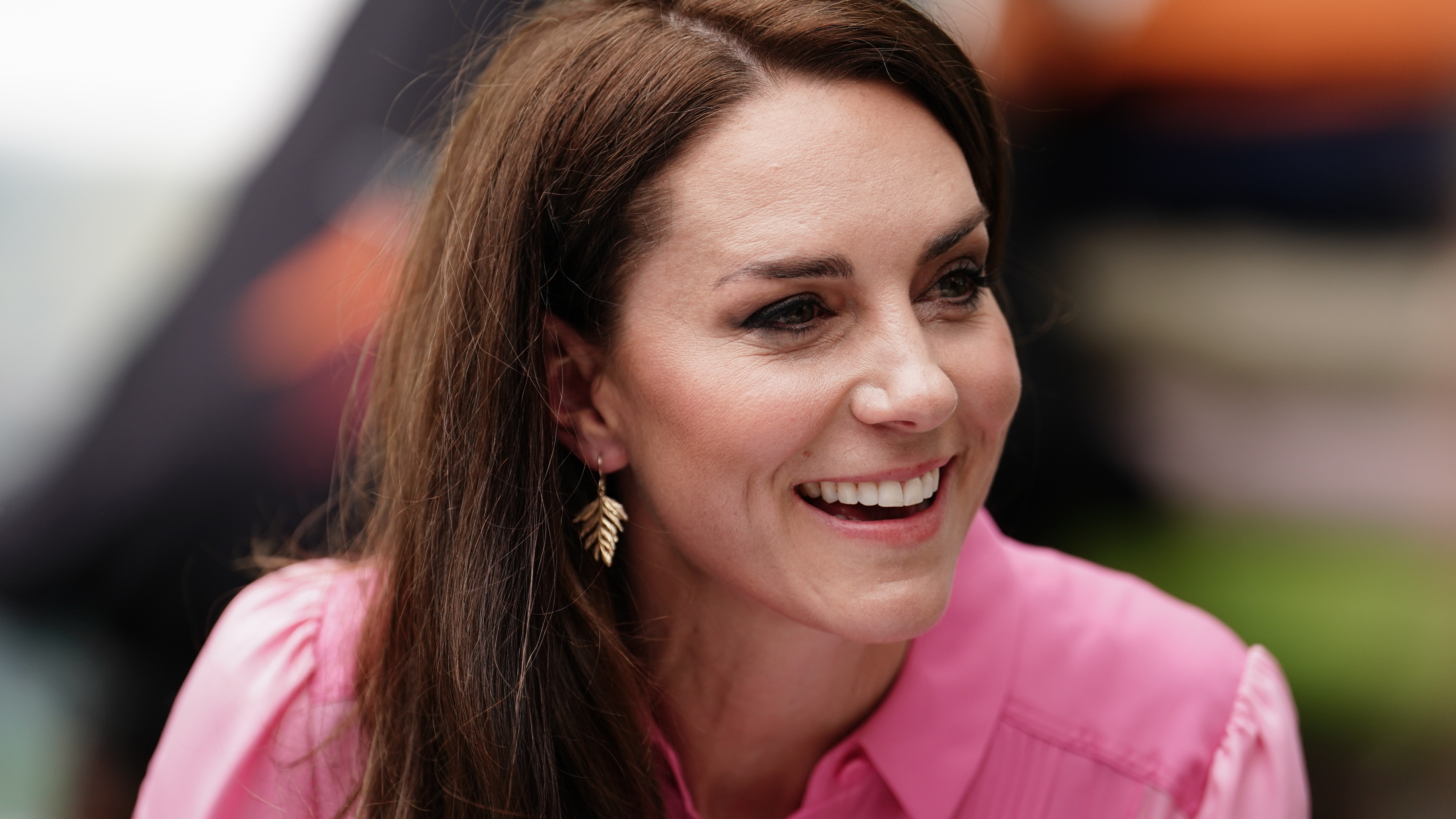 Critics Think Kids Keep Giving Kate Middleton Snarky Side-Eye During ...