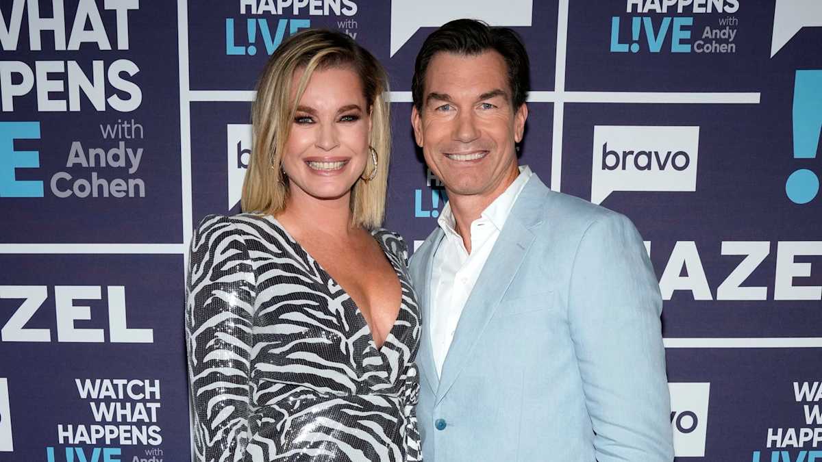 Jerry O'Connell Performs Lap Dance for Rebecca Romijn on 'The Talk ... Jerry O'Connell Performs Lap Dance for Rebecca Romijn on 'The Talk ...