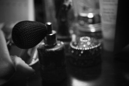 Perfume 101: How to Identify a Scent | CafeMom.com